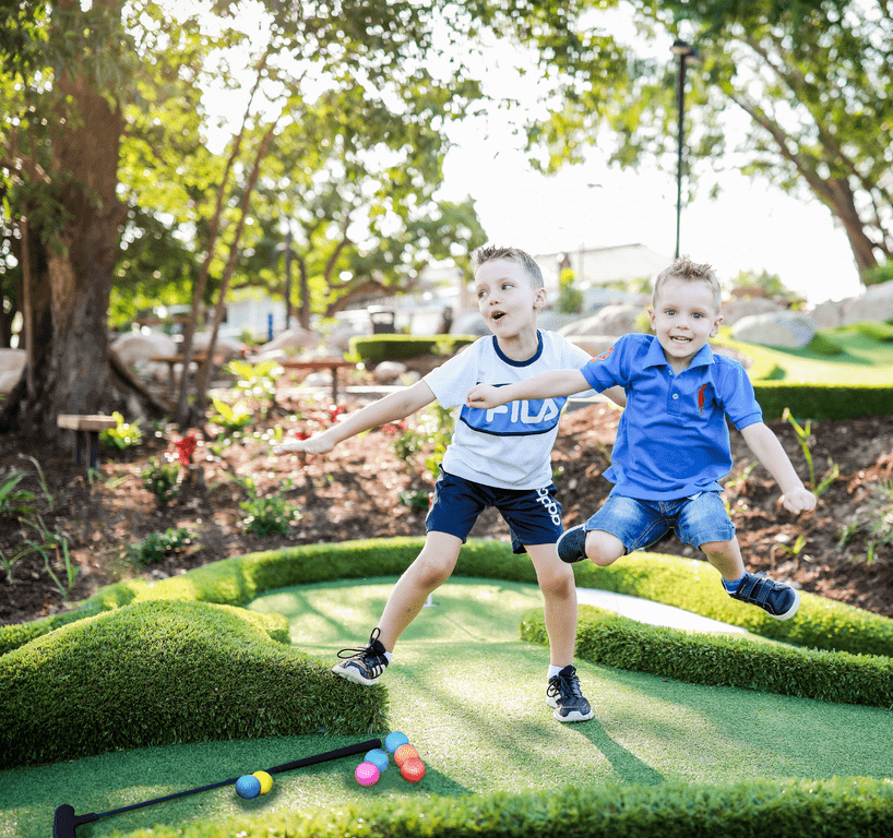 Putt Putt Mini Golf Party | St Lucia Mini Golf